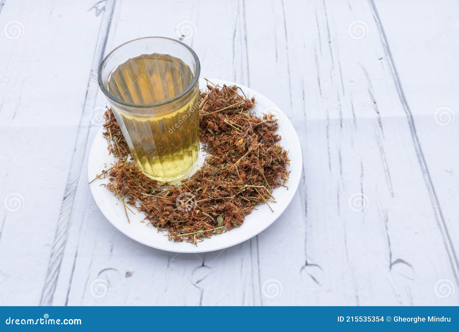 Medicinal Hypericum Perforatum Tea. Natural and Medicinal Herb Tea ...