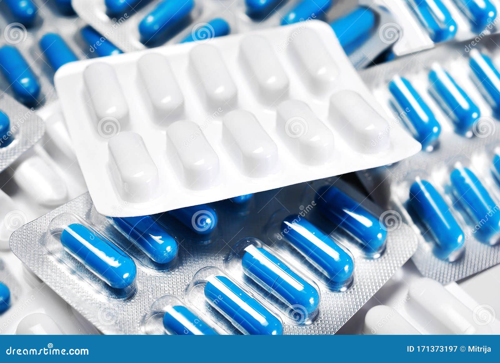 Medicine Capsules or Nutritional Supplements Stock Image - Image of ...