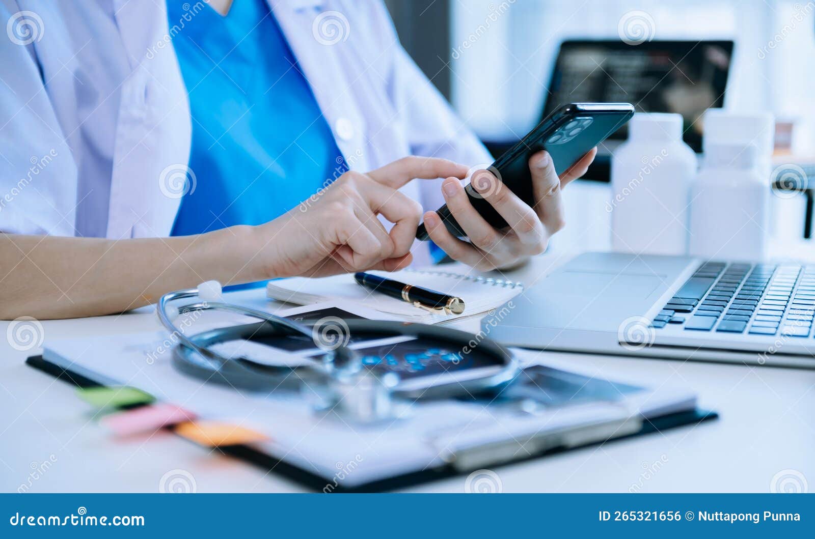 Medicine Doctor Hand Working with Modern Digital Tablet Computer ...