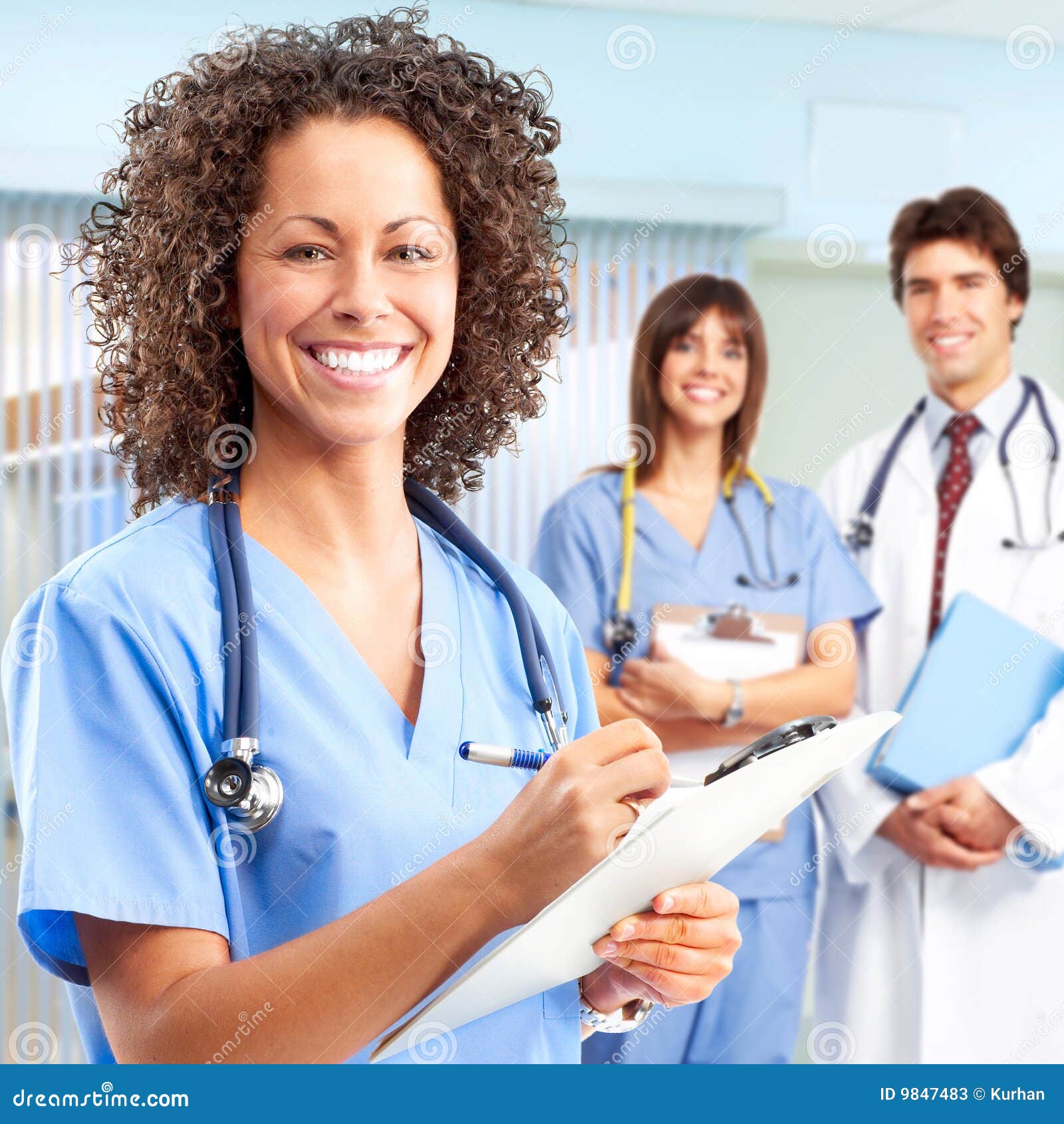 Medico ed infermiere immagine stock. Immagine di sfondo - 9847483