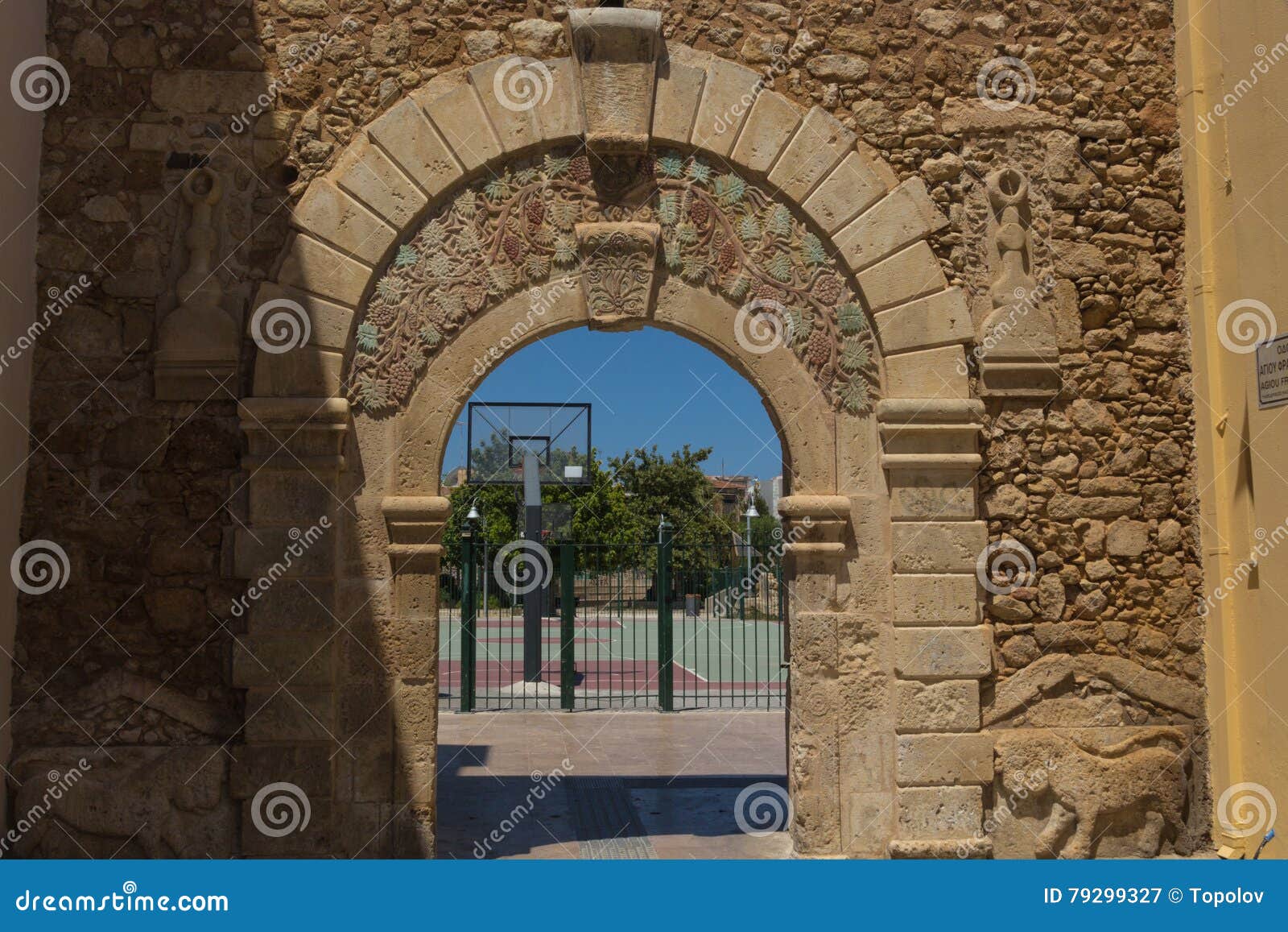 Medieval archway on Crete stock image. Image of monument - 79299327