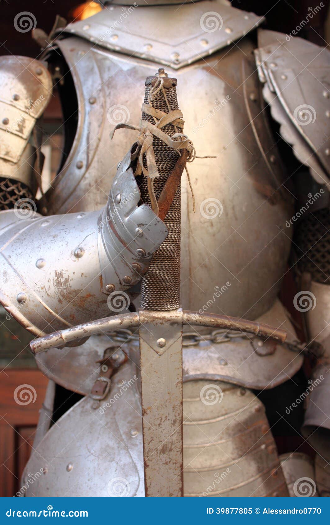 Medieval Gauntlet And War Hammer Weapon System Reconstruction Royalty ...