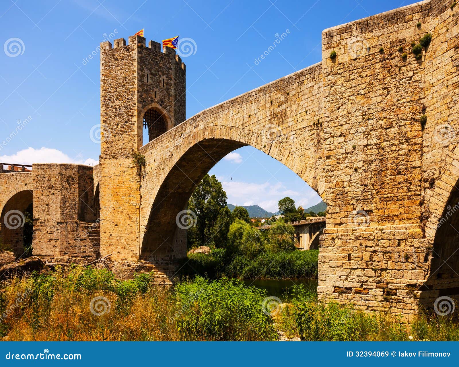 Medieval Bridge with Gate. Besalu Stock Image - Image of medieval ...