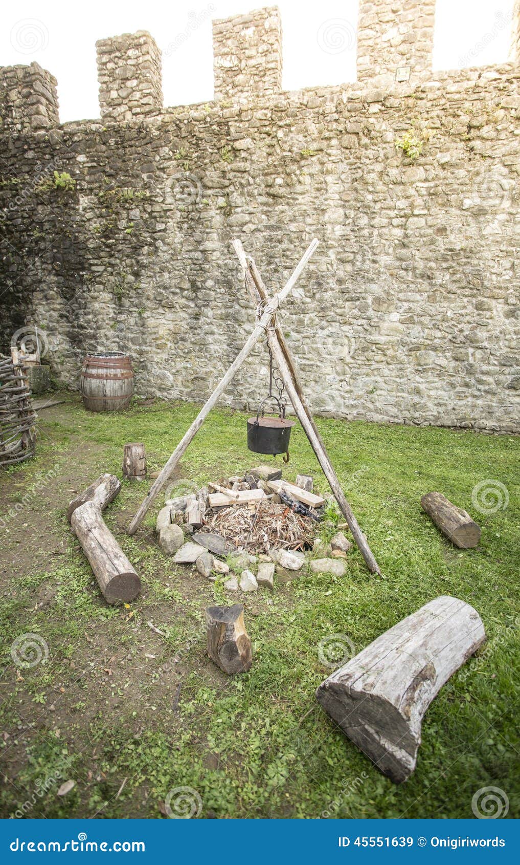 371 Medieval Campfire Photos - Free & Royalty-Free Stock Photos from ...