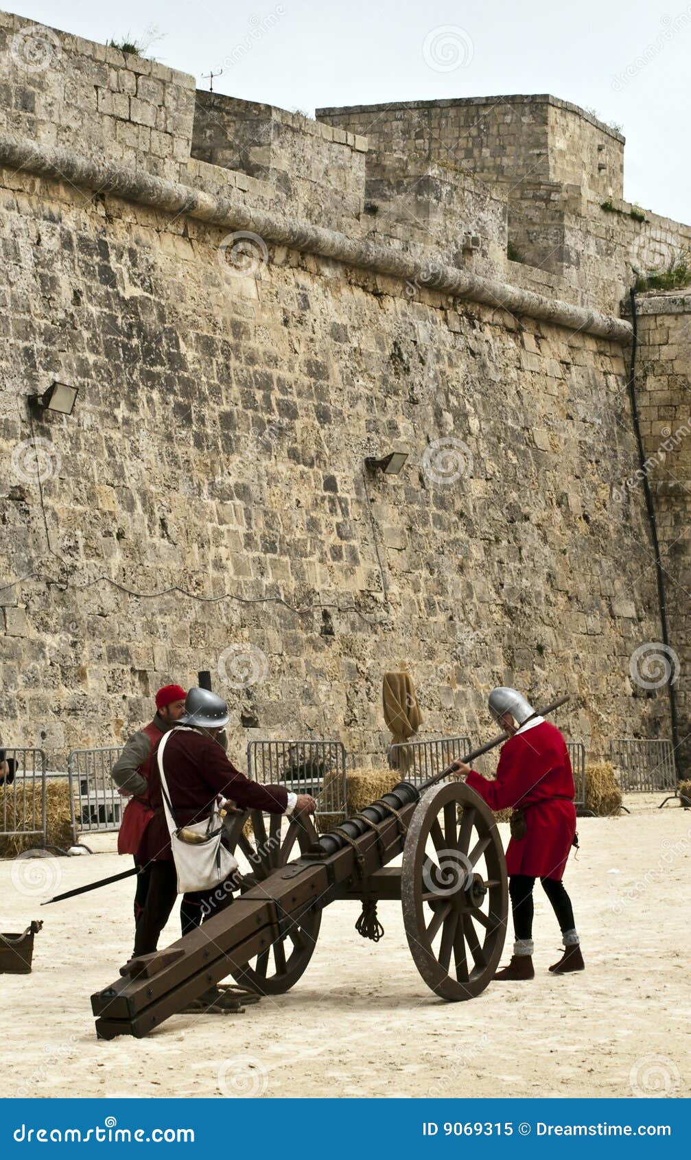 Medieval Cannon editorial image. Image of lance, invasion - 9069315