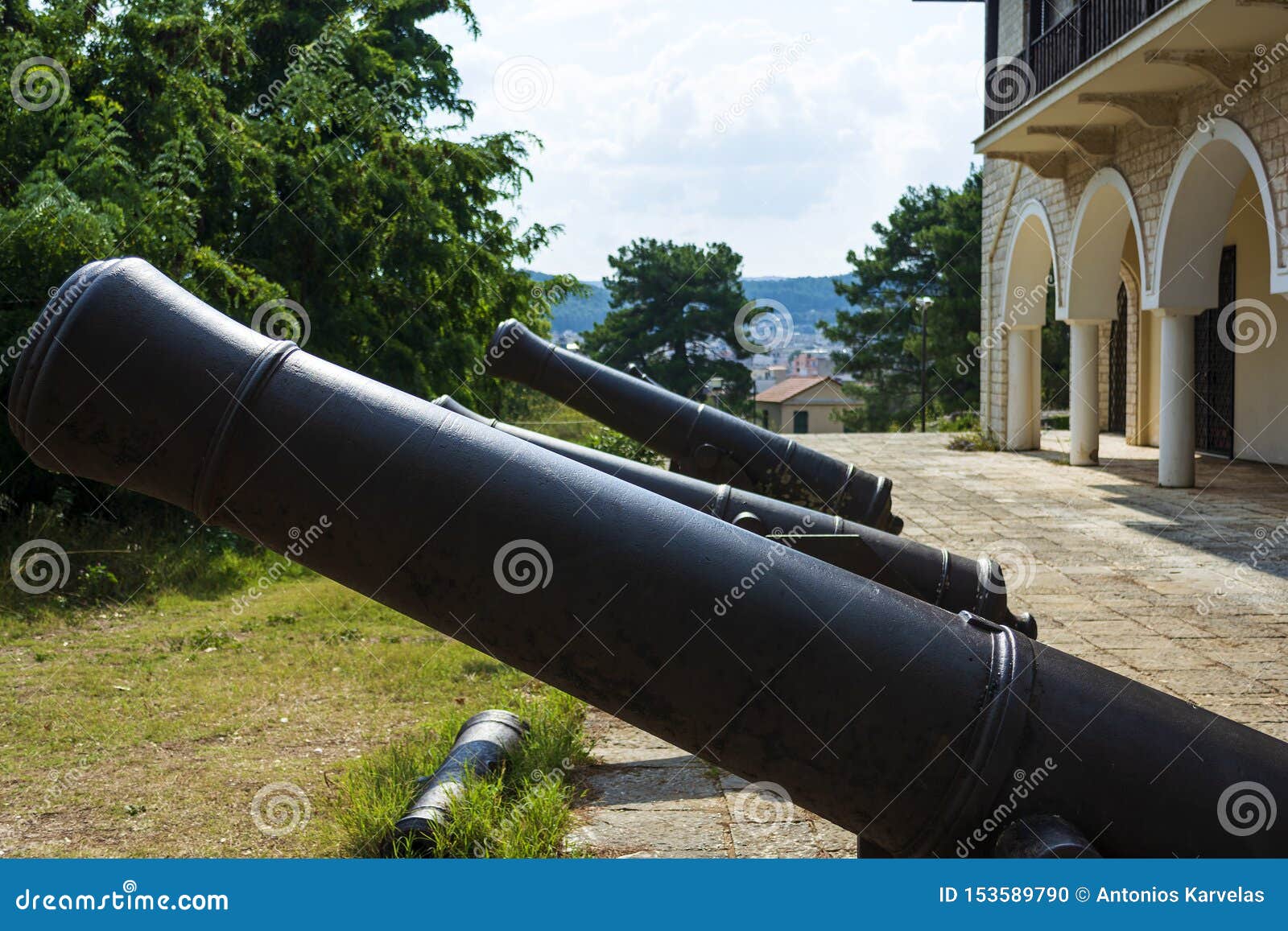 Medieval Cannons On The Hilltop Of Fort Hamilton On Bequia Island, St ...