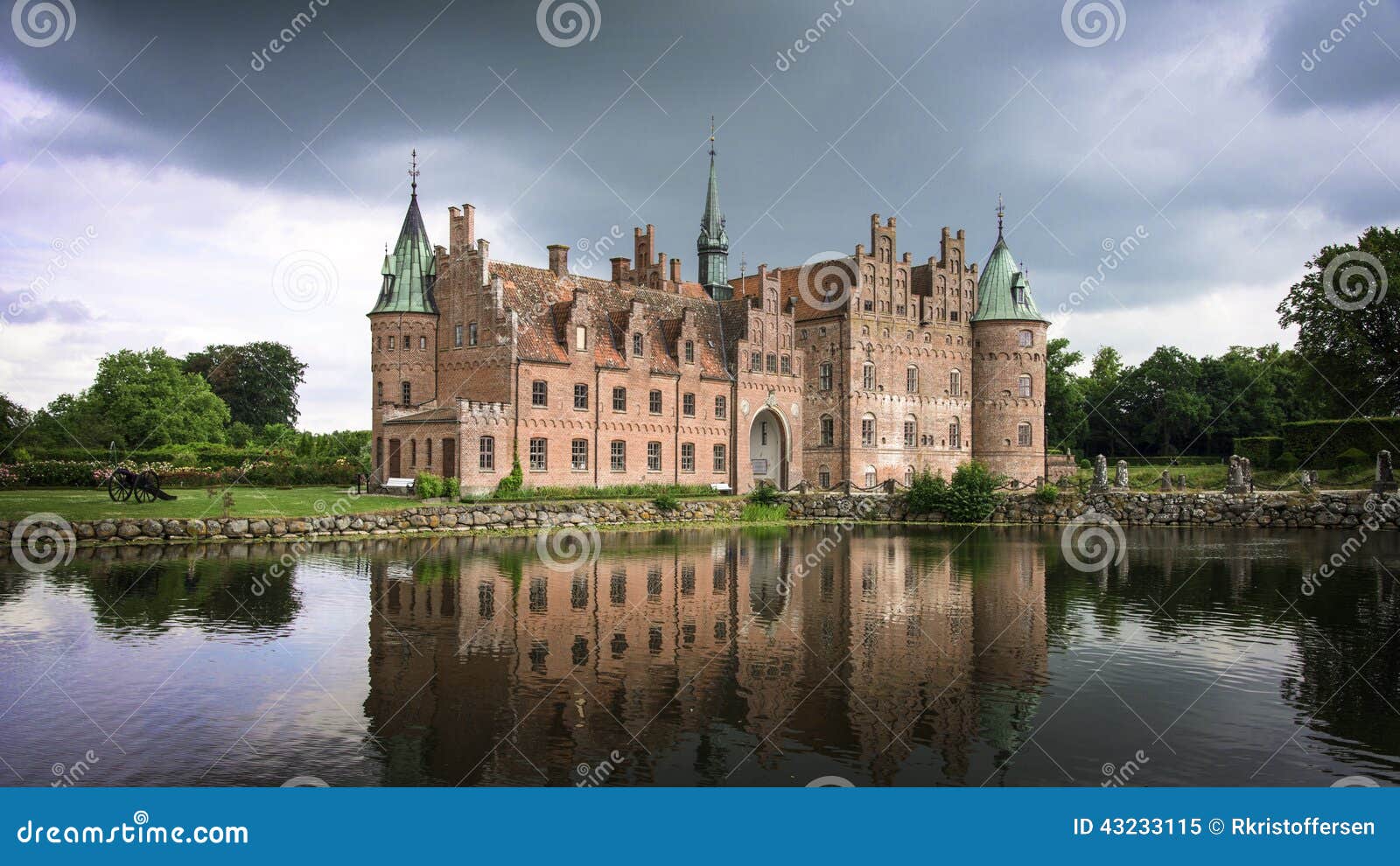 Medieval castle in Denmark stock image. Image of medieval - 43233115