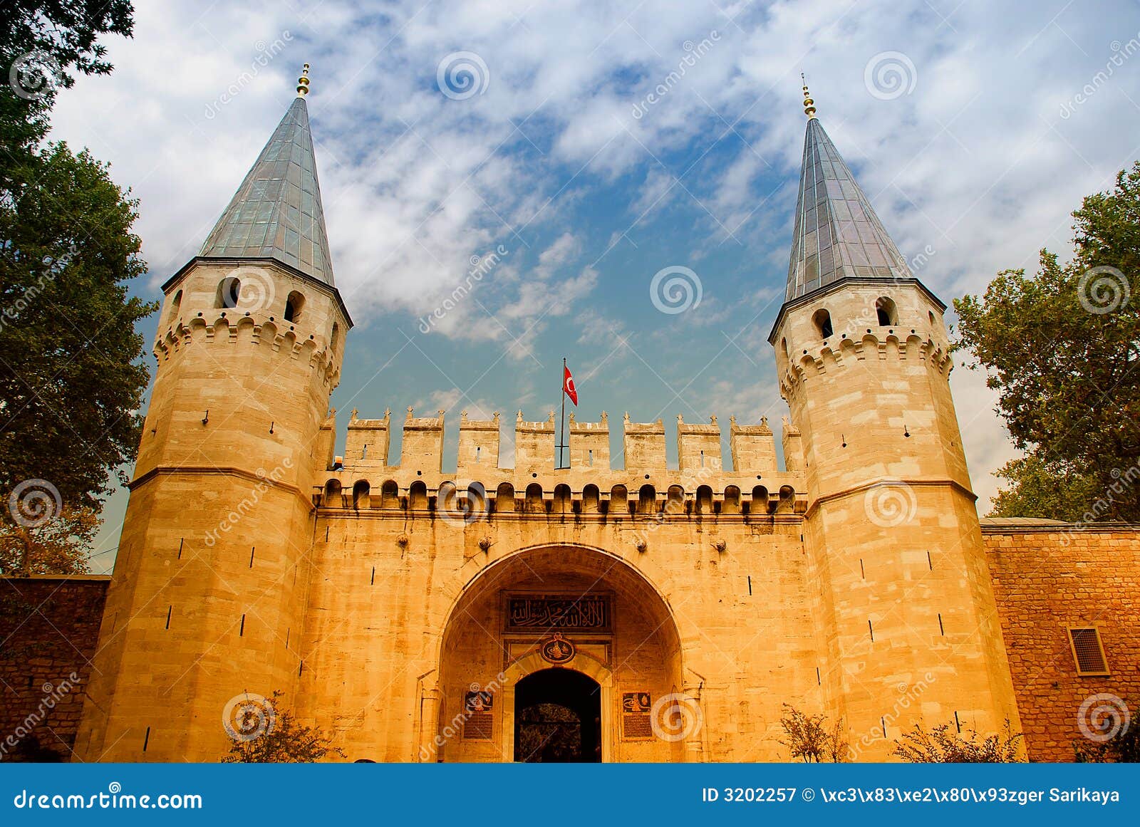 Medieval castle entrance stock image. Image of topkapi - 3202257