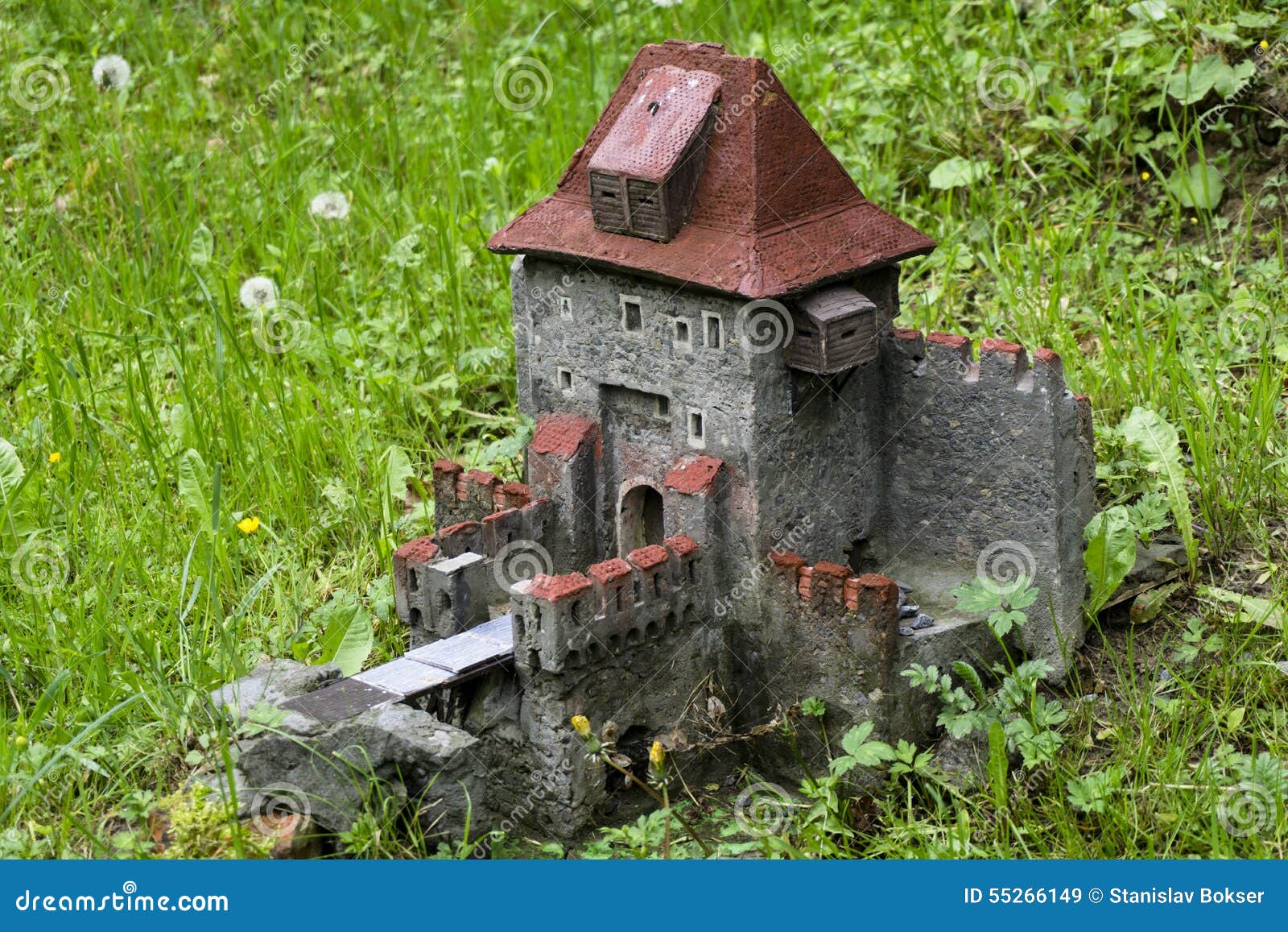 Medieval castle mini stock image. Image of ruins, medieval - 55266149