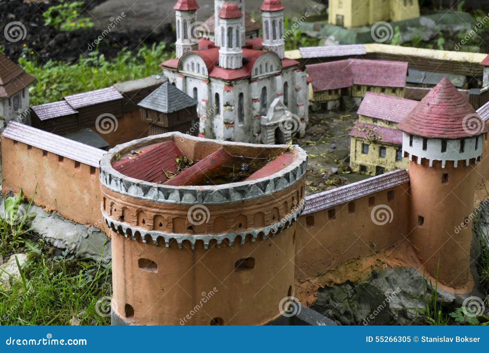 Medieval castle mini stock image. Image of poland, gothic - 55266305