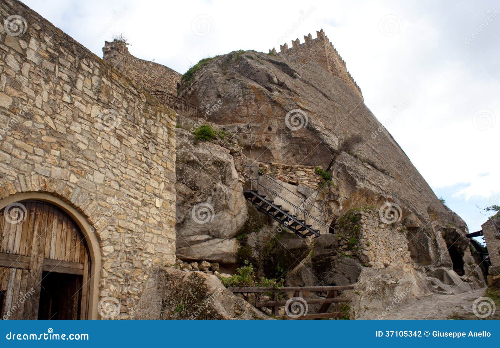 Medieval Castle of Sperlinga, Sicily Stock Photo - Image of ruins ...