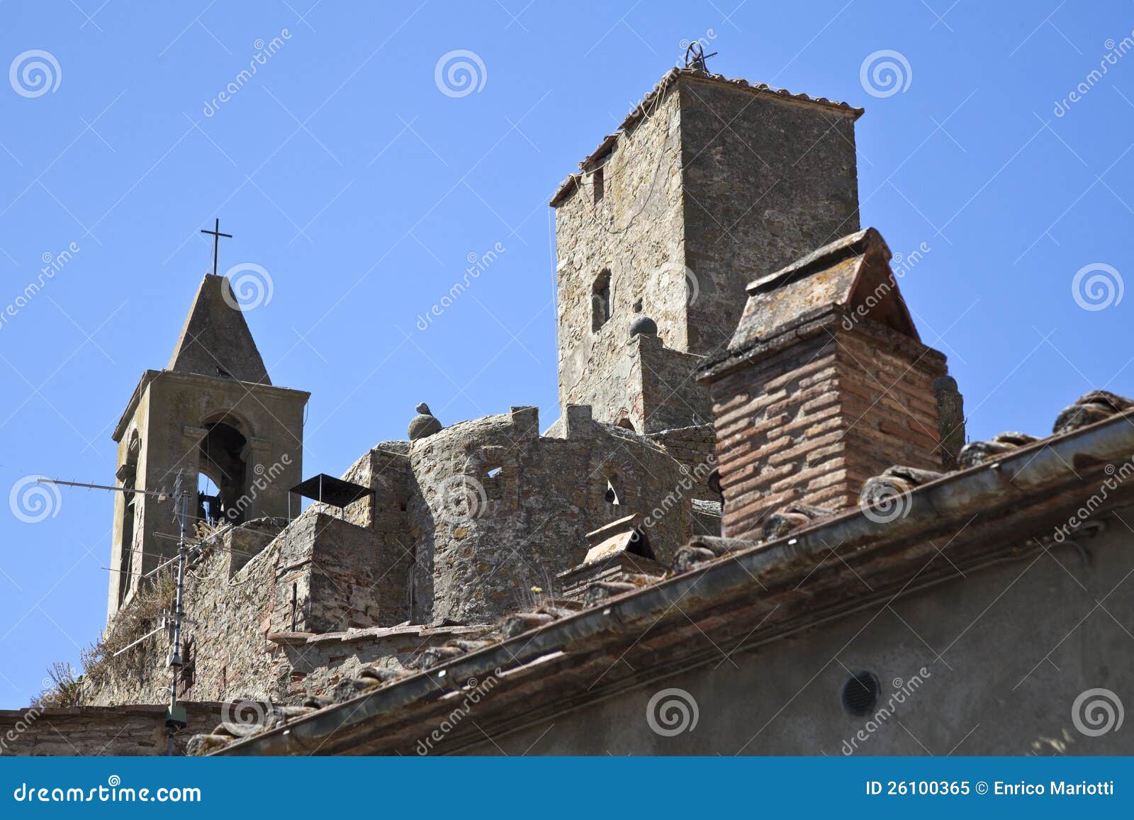 Medieval church in Tuscany stock image. Image of italian - 26100365