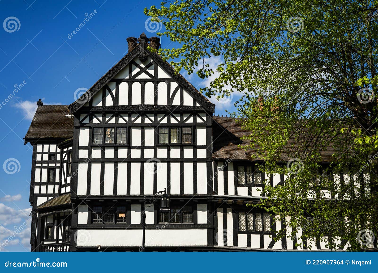 Well Kept and Restored, Medieval English House Stock Photo - Image of ...