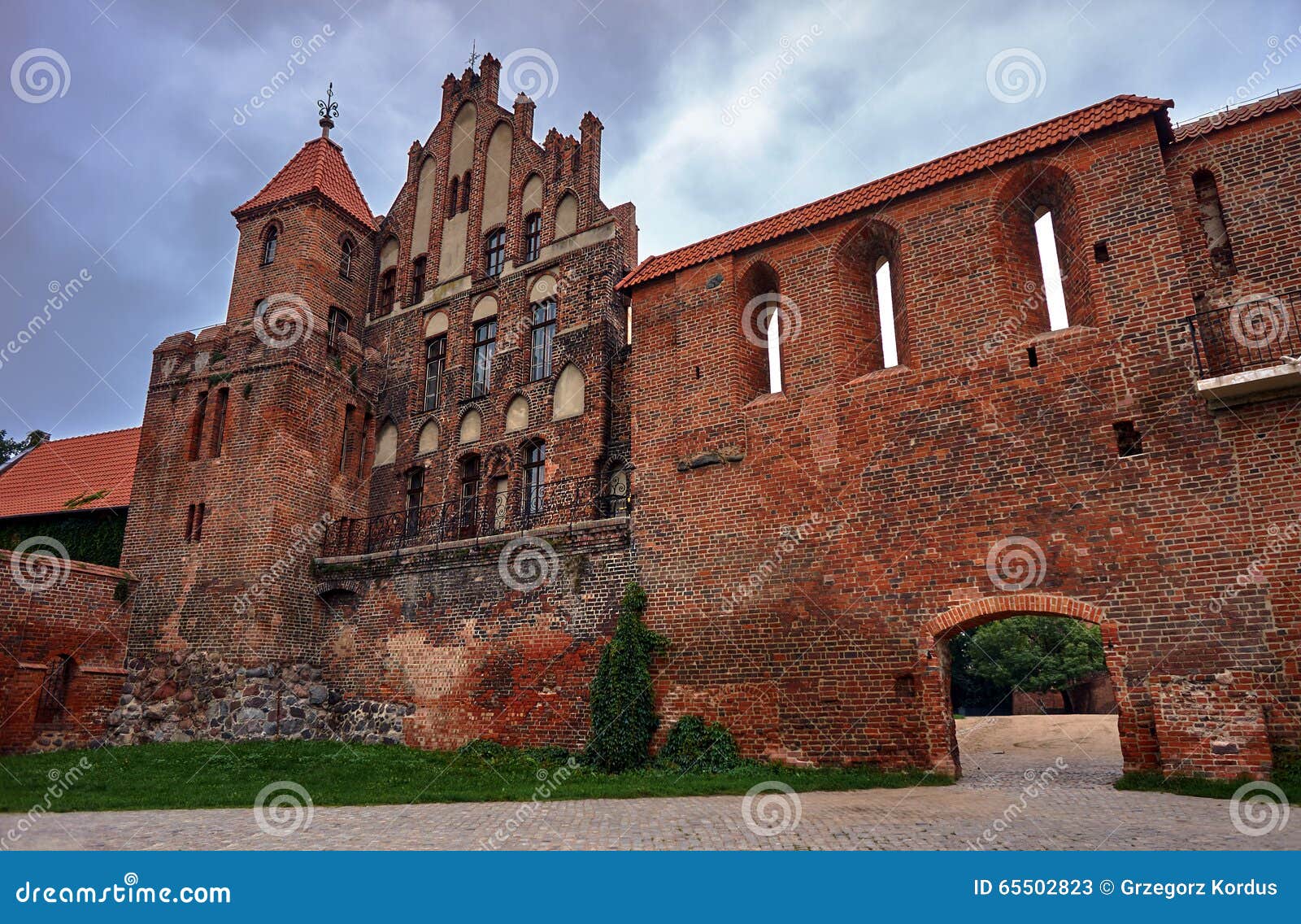 Medieval Fortifications in the City of Torun Stock Image - Image of ...