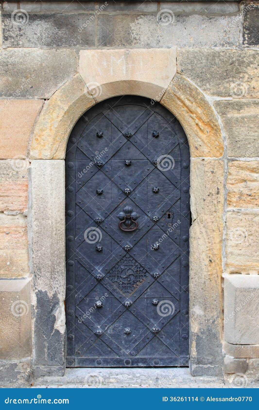 Medieval front door stock photo. Image of castle, front - 36261114 Medieval front door stock photo. Image of castle, front - 36261114