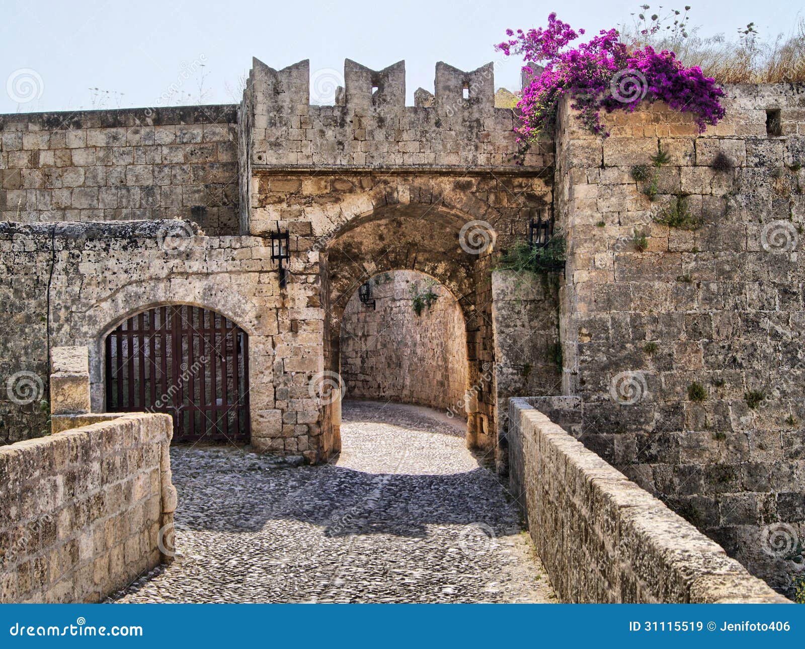 Medieval gate stock image. Image of medieval, architecture - 31115519
