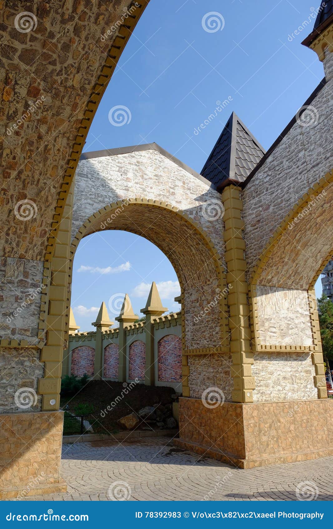 Medieval gate stock image. Image of defense, ancient - 78392983