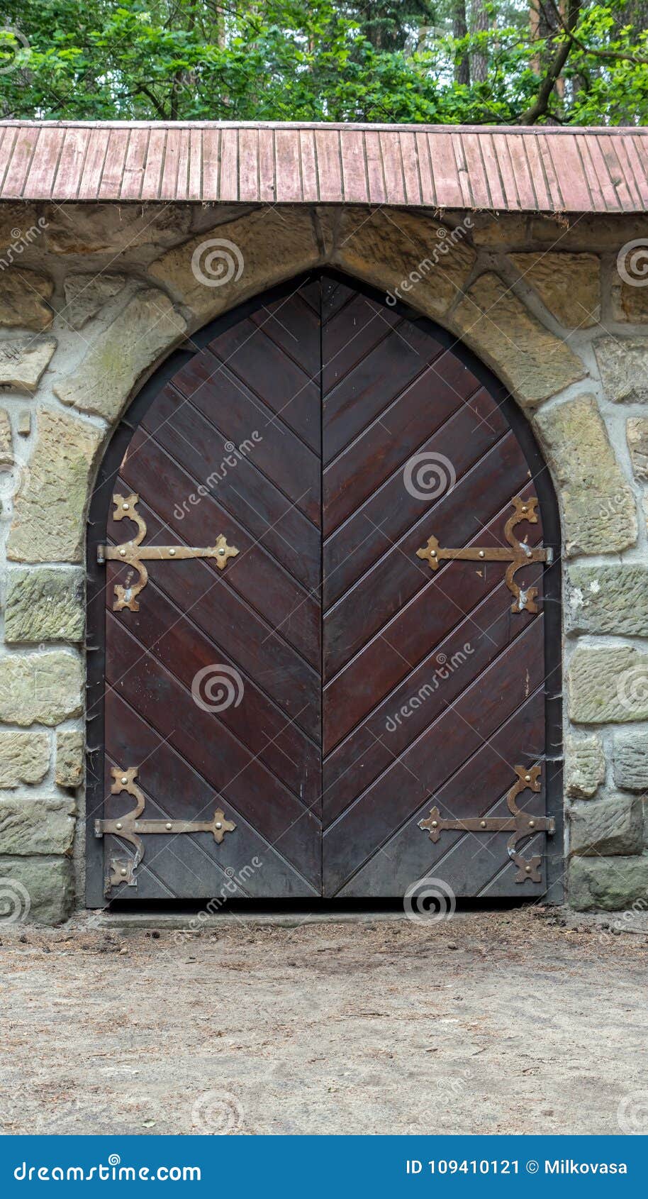 Medieval Gate in a Stone Wall Stock Image - Image of building, famous ...
