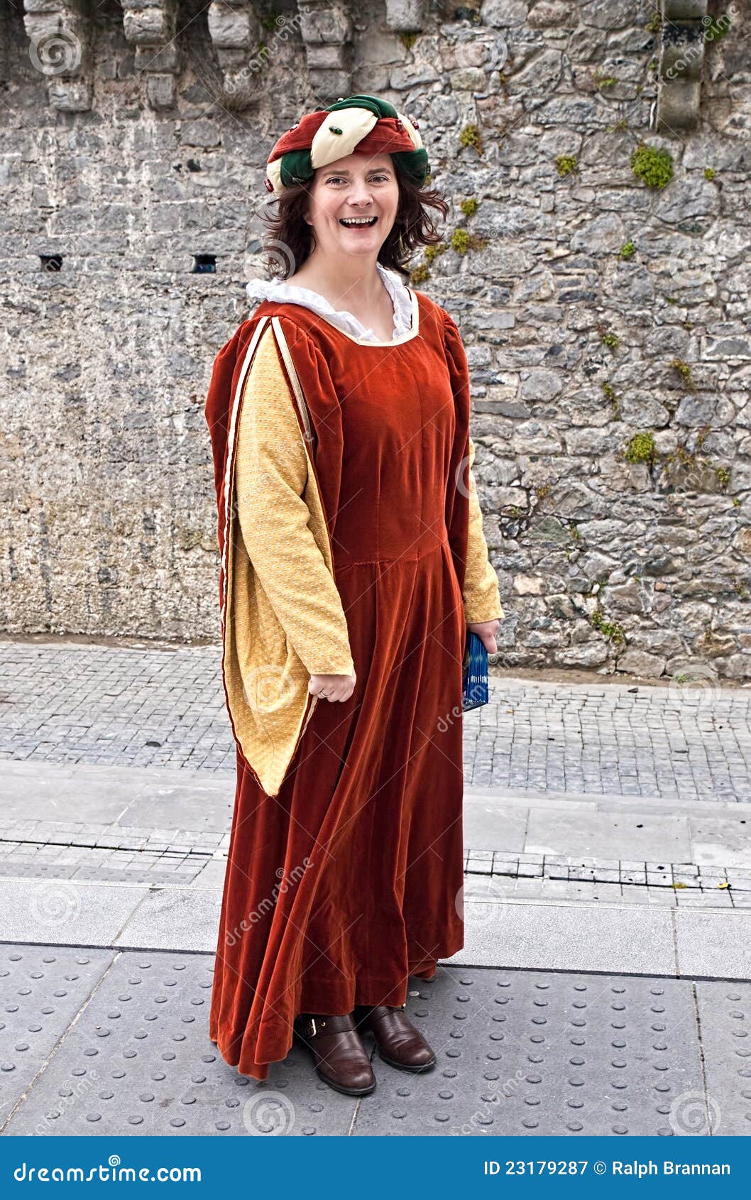 Medieval Irish Lady editorial photography. Image of brunette - 23179287