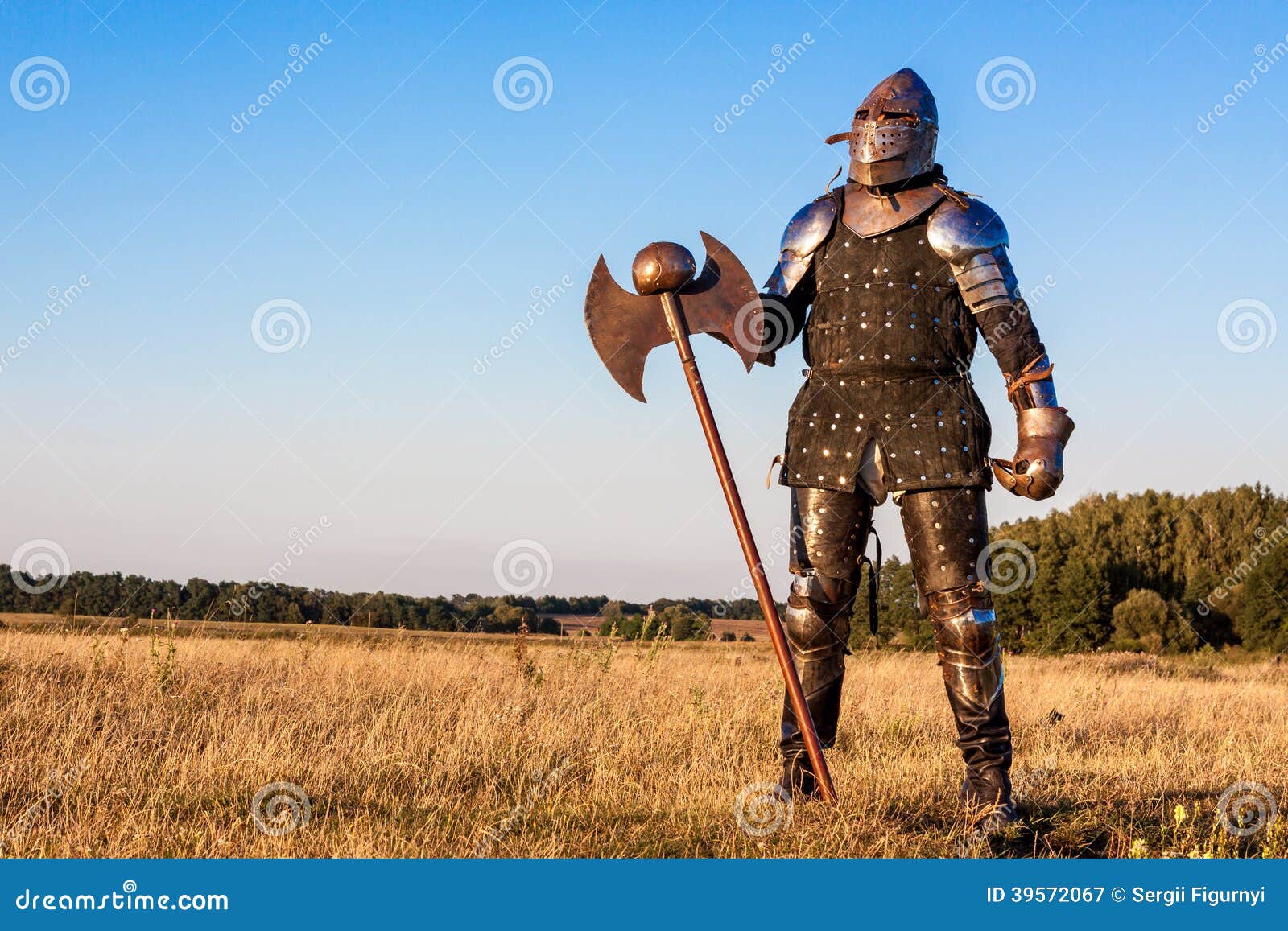 Medieval knight stock image. Image of protective, middle - 39572067