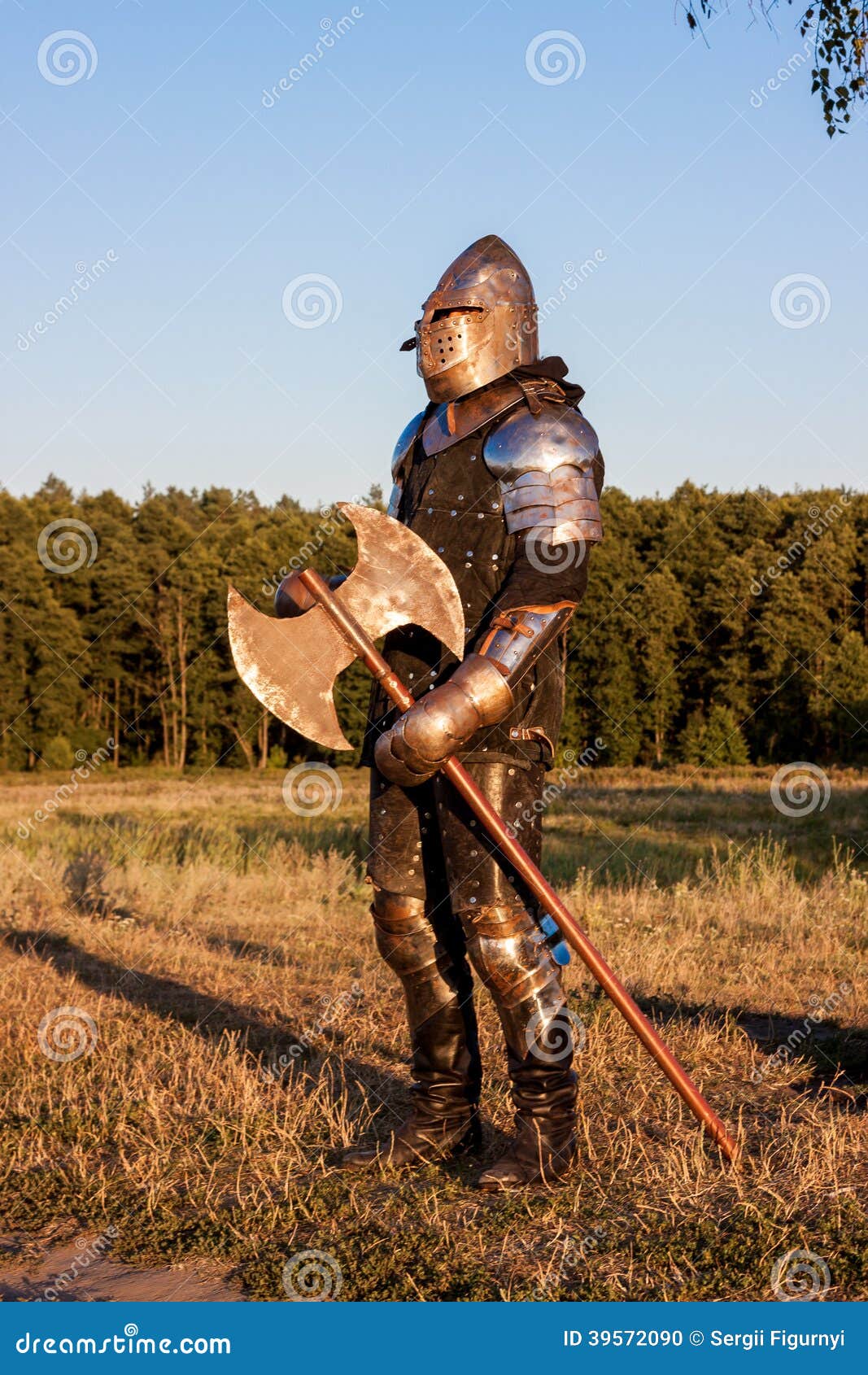 Medieval knight stock photo. Image of fighting, military - 39572090