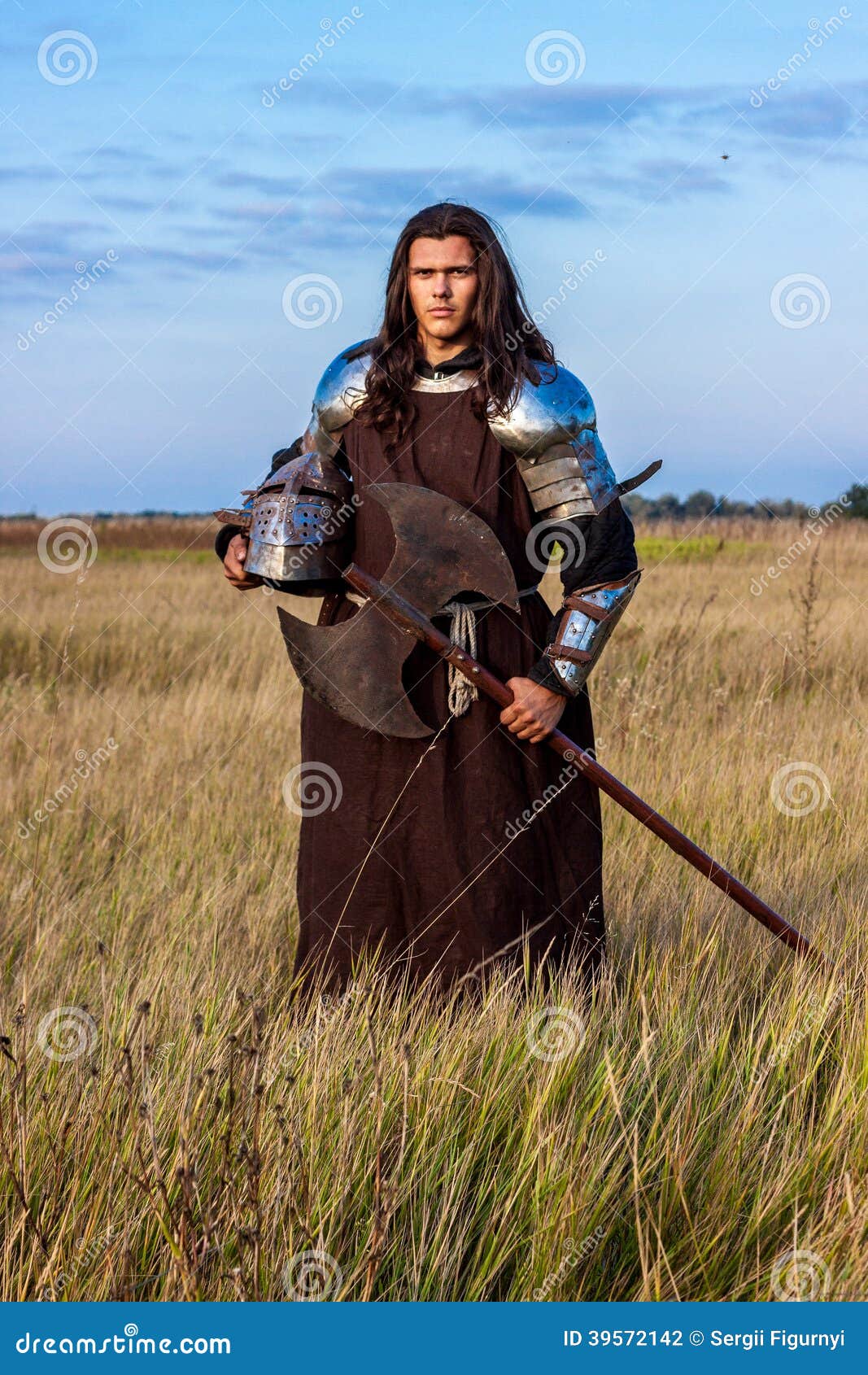 Medieval knight stock photo. Image of crusades, bodyguard - 39572142