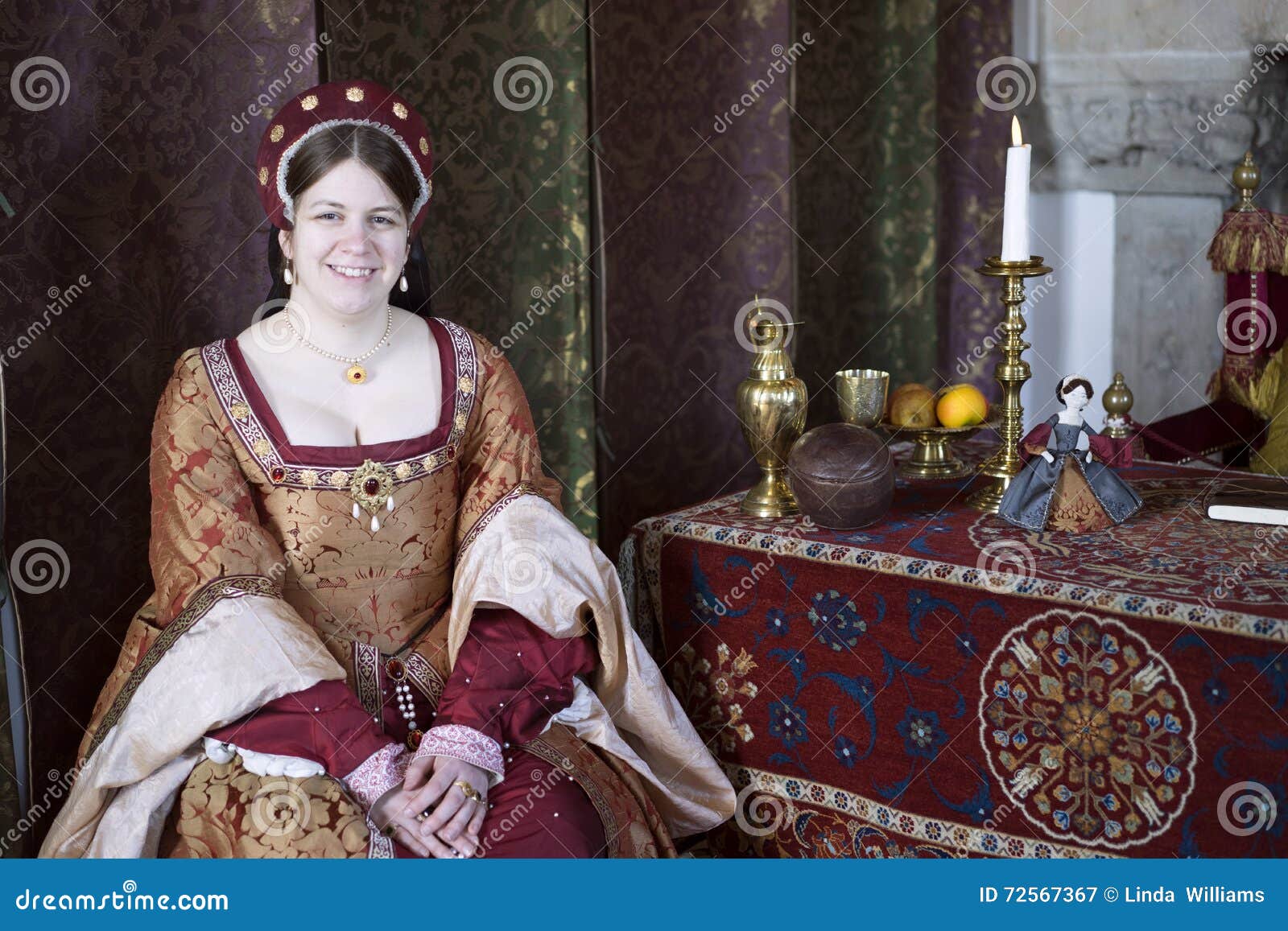 Lady Waiting On Old Bus Stop Royalty-Free Stock Image | CartoonDealer ... Lady Waiting On Old Bus Stop Royalty-Free Stock Image | CartoonDealer ...