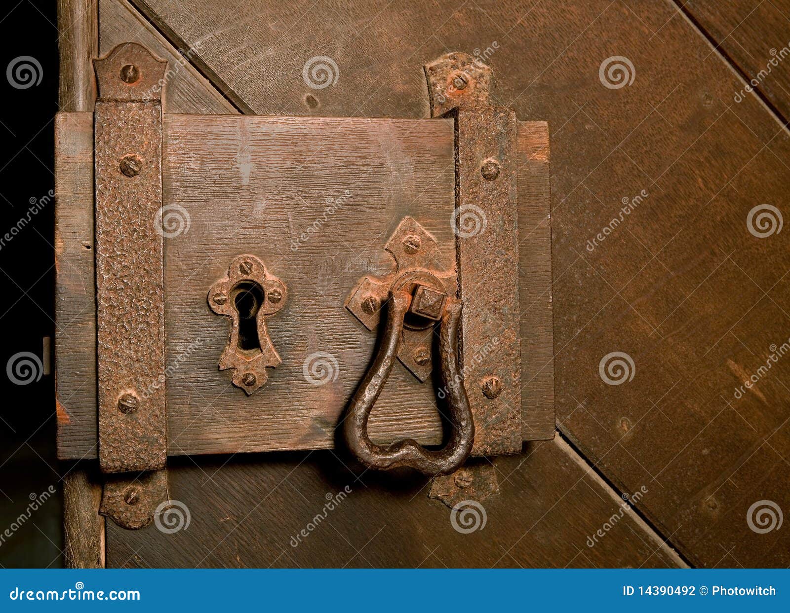 Medieval Lock. Medieval Padlock. Cerradura Medieval. Stock Photo ...
