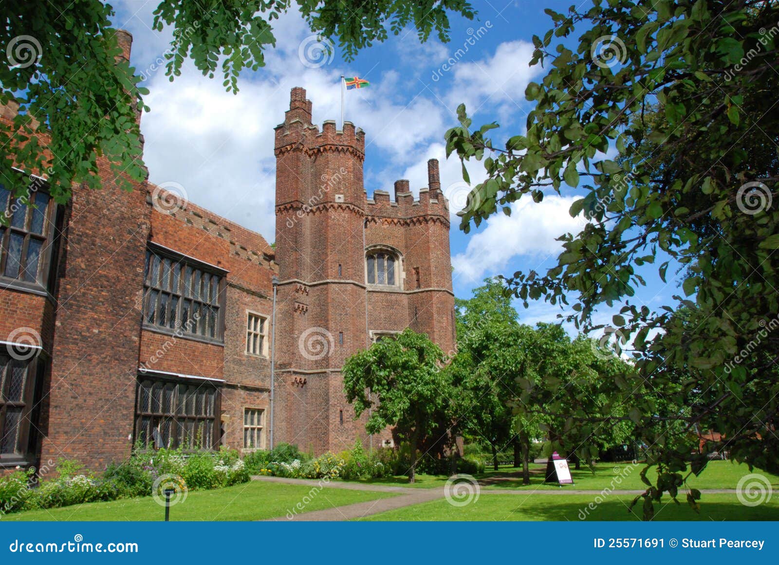 Medieval manor house stock image. Image of house, architecture - 25571691