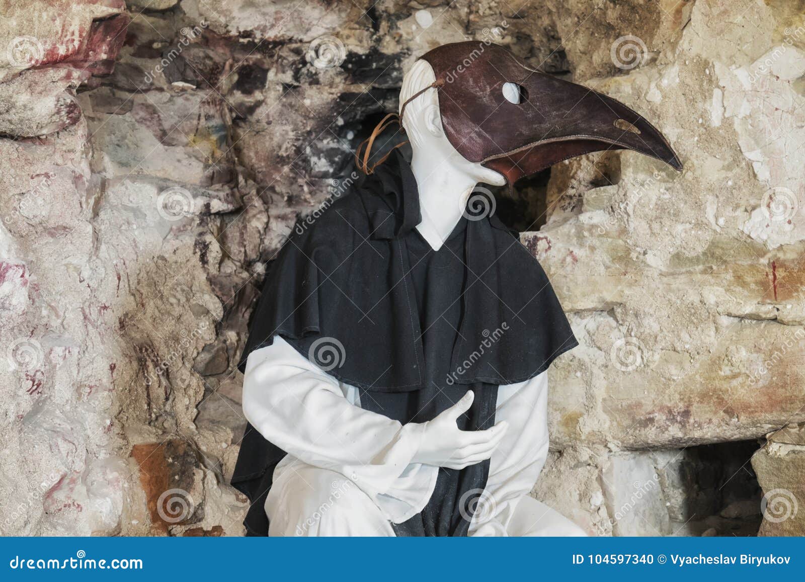 Medieval Medical Mask and Suit Stock Photo - Image of retro, medieval ...