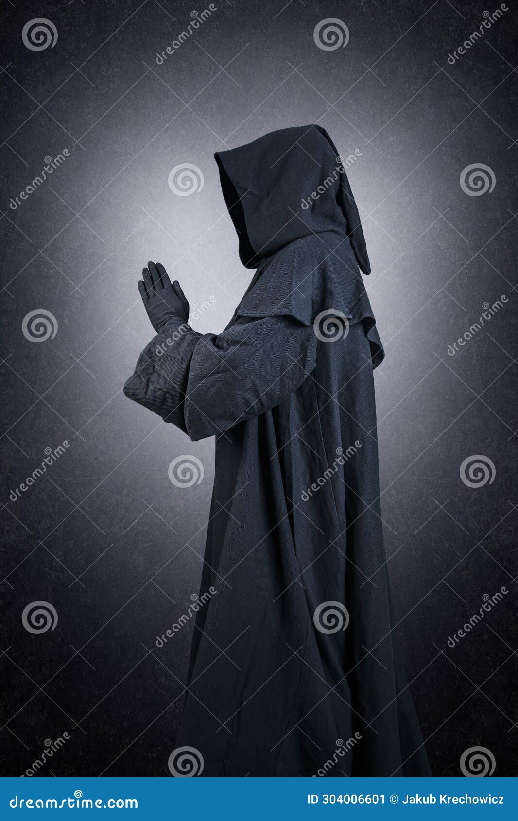 Medieval Monk in Hooded Cloak Praying in the Dark Stock Image - Image ... Medieval Monk in Hooded Cloak Praying in the Dark Stock Image - Image ...