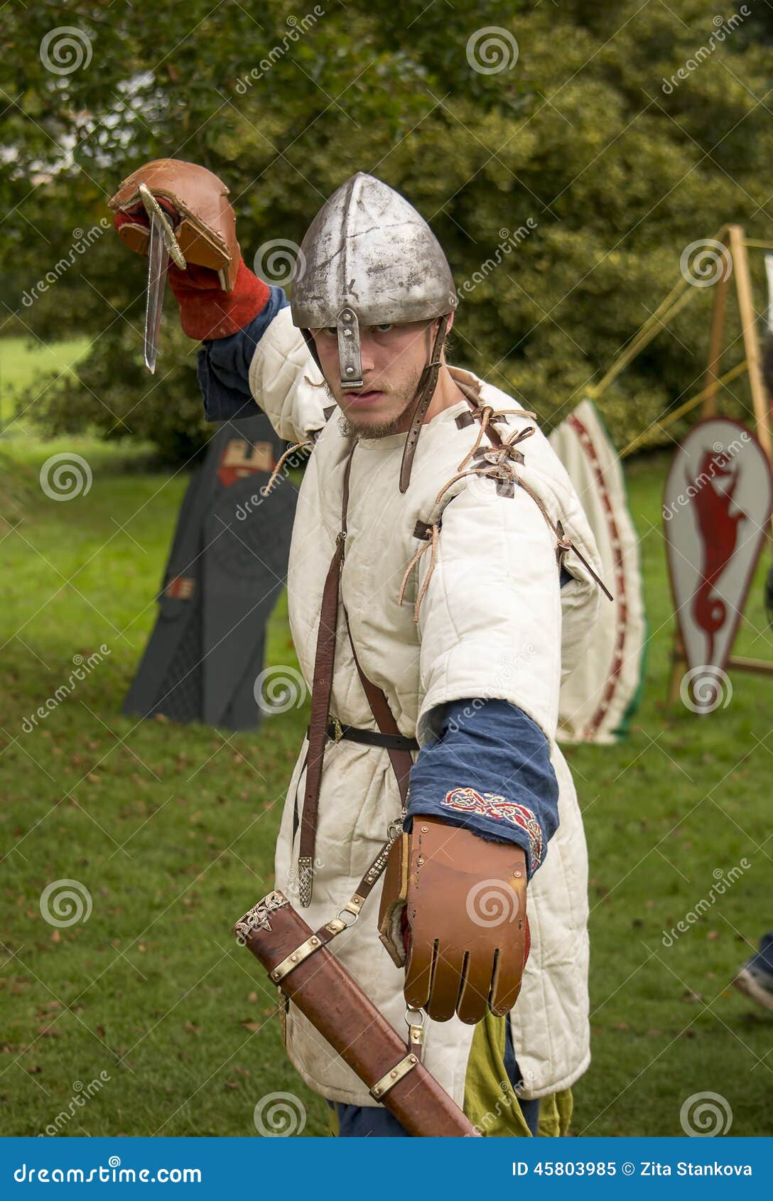 Medieval soldier editorial image. Image of history, enemy - 45803985