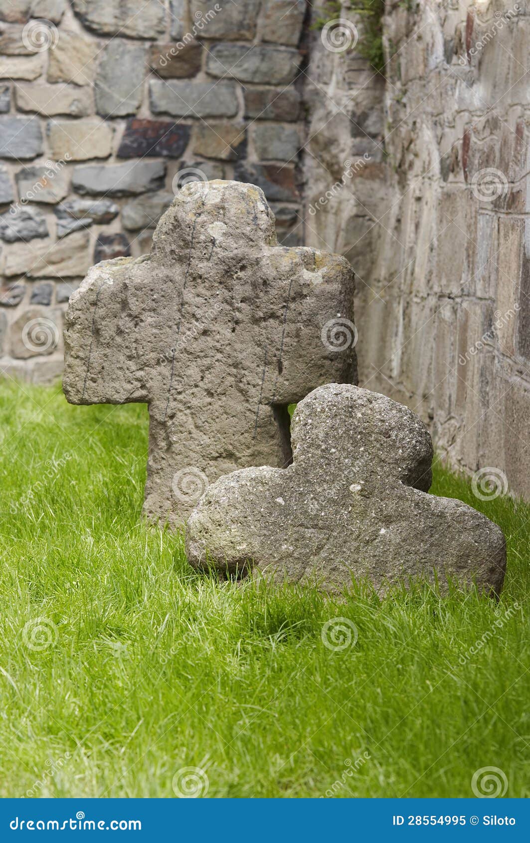 Medieval tomb stock image. Image of tomb, relic, cemetery - 28554995