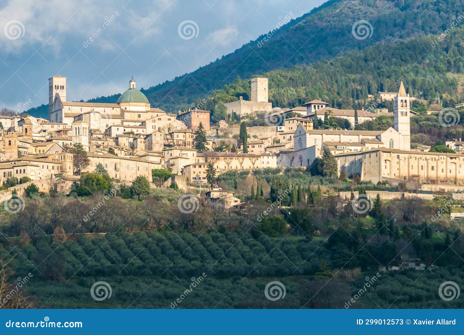 Medieval Town of Assisi, Italy Stock Image - Image of tourism, travel ...