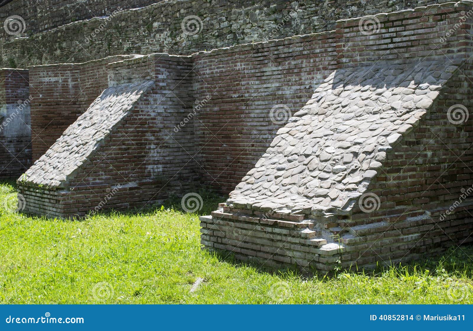 Medieval Wall with Buttresses Stock Photo - Image of reinforcement ...