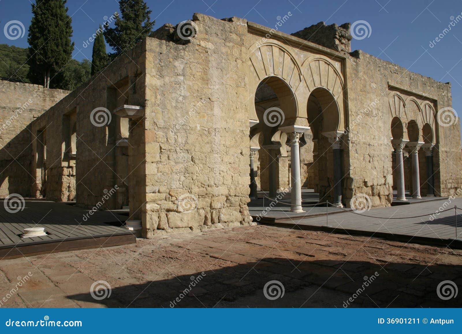Medina Azahara imagen de archivo. Imagen de columna, pasillo - 36901211