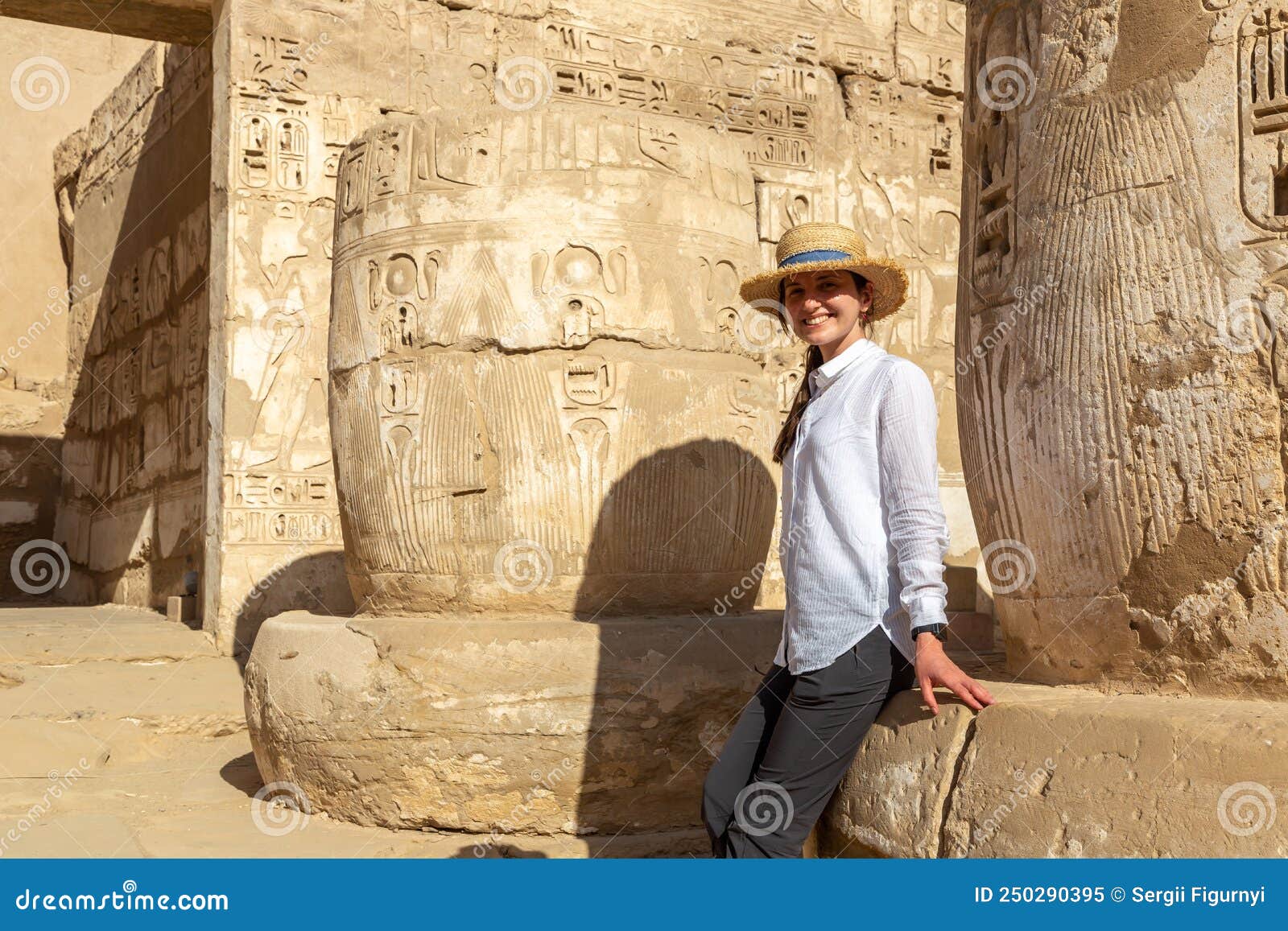 Medinet Habu Temple in Luxor Stock Image - Image of ramesses ...