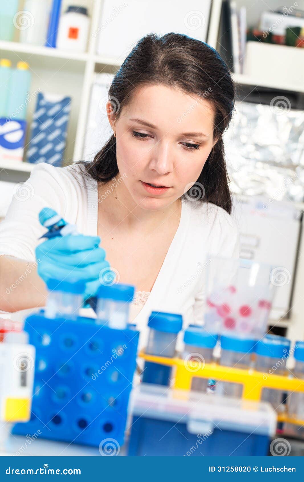 Medisch laboratorium stock foto. Image of geneeskunde - 31258020