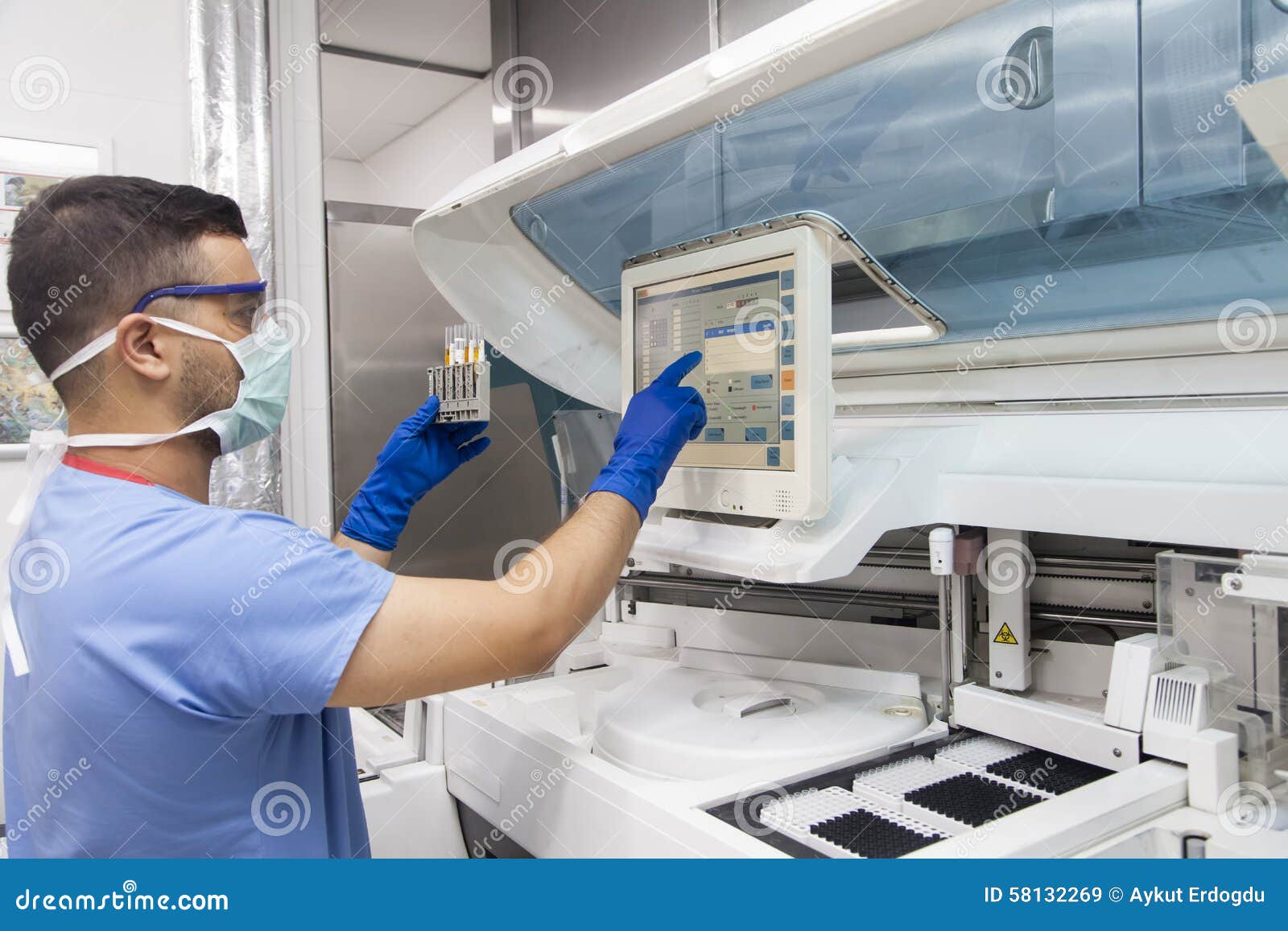 Medisch laboratorium stock afbeelding. Image of instrument - 58132269