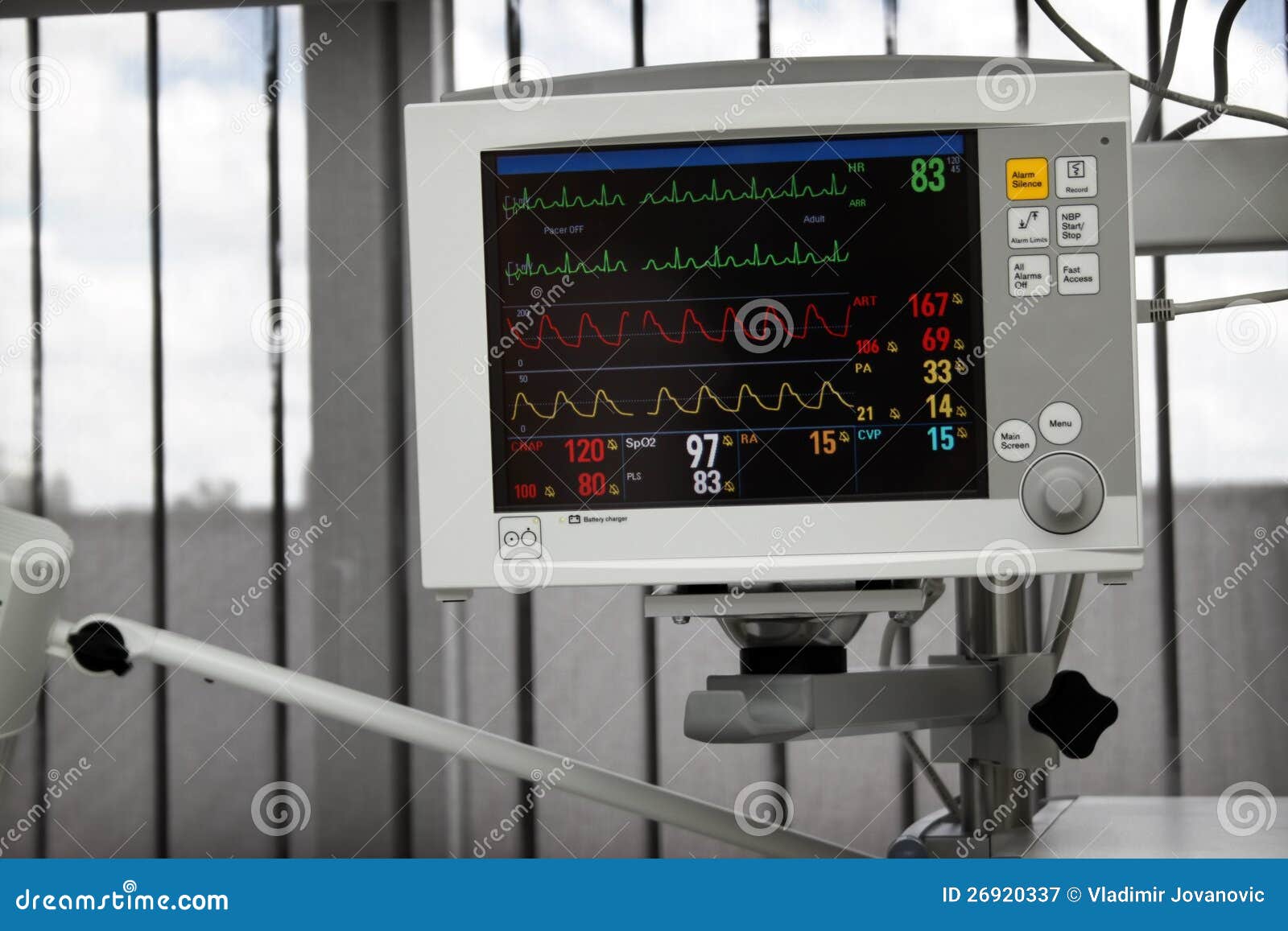 Medische apparatuur stock afbeelding. Image of grijs - 26920337