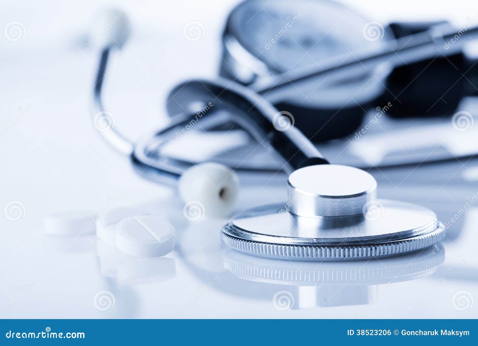 Medische stethoscoop stock foto. Image of ziekte, stethoscoop - 38523206