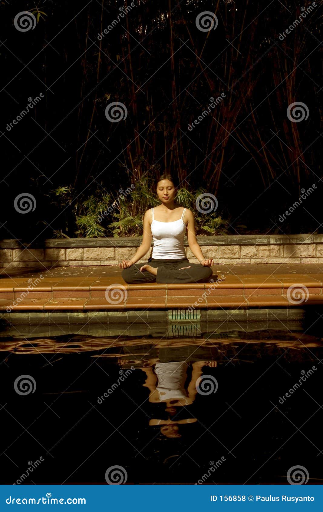 Meditera arkivfoto. Bild av sunt, lekar, informellt, härlig - 156858