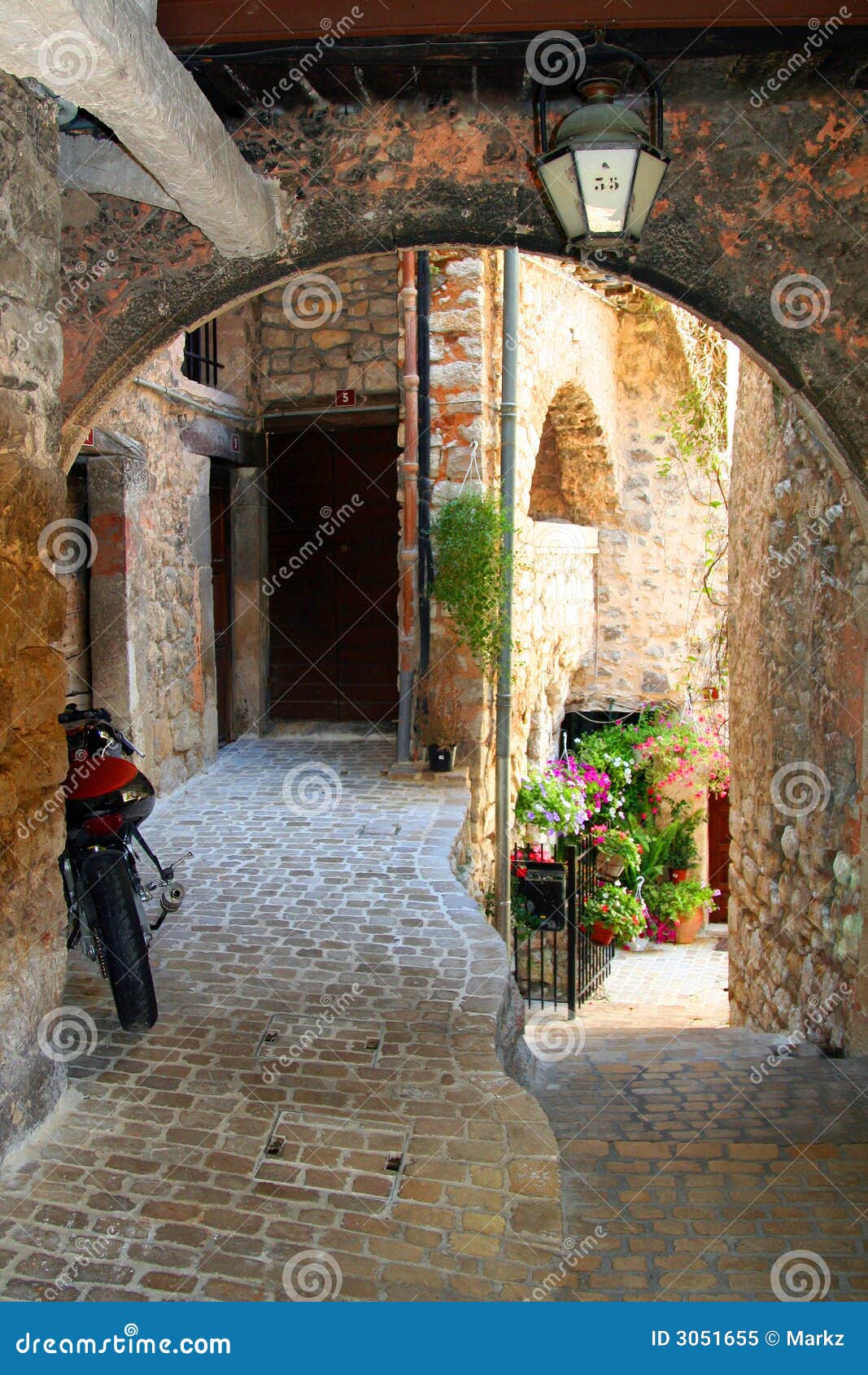 Mediterranean arch stock image. Image of middle, gallery - 3051655
