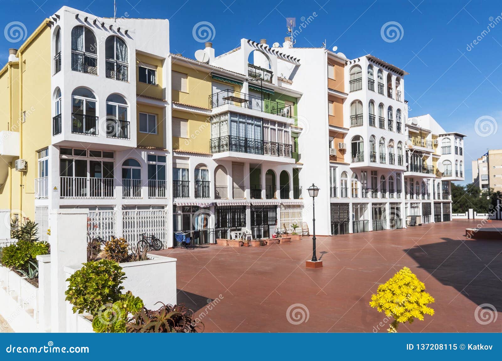 Mediterranean Modern Architecture in Spain Stock Image - Image of ...