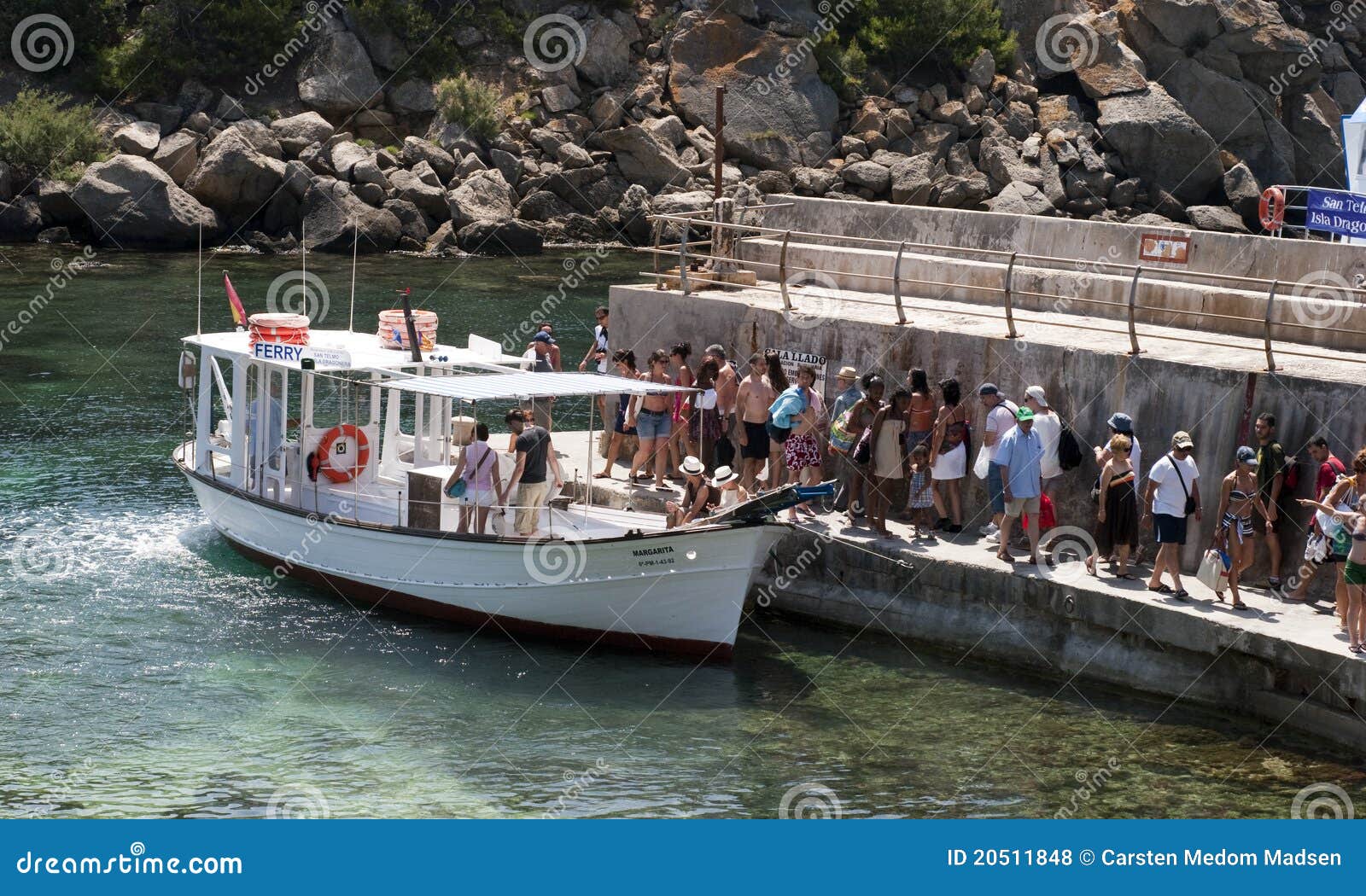 Mediterranen small ferry editorial stock photo. Image of wave - 20511848