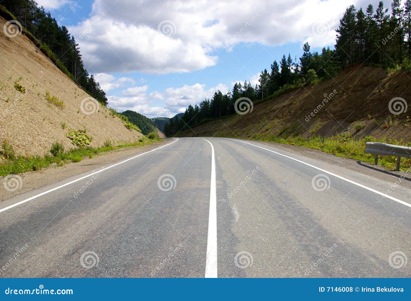 Medium of the road. stock photo. Image of hiway, white - 7146008