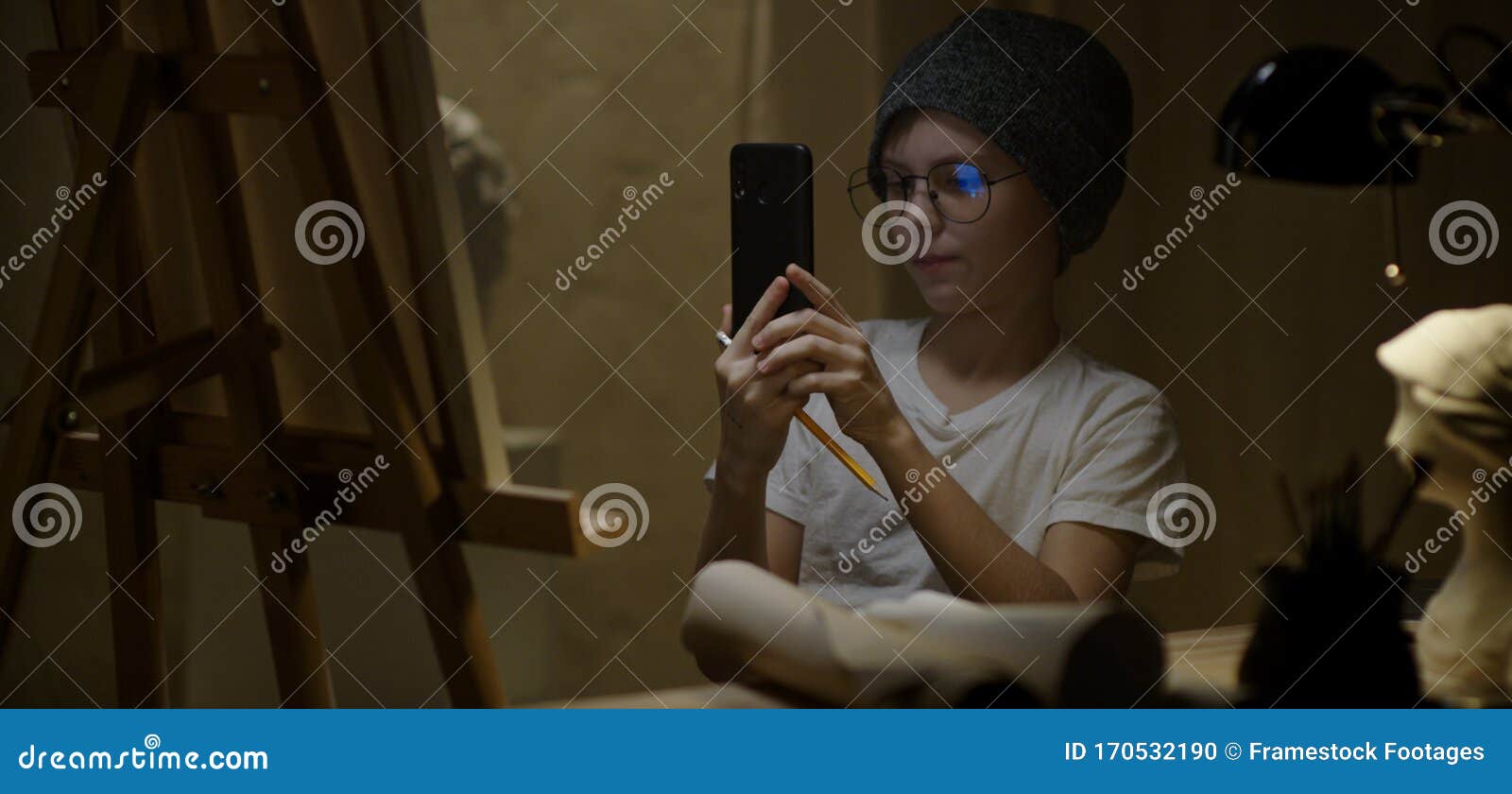 Boy Using Smartphone and Drawing Stock Photo - Image of drawing, artist ...