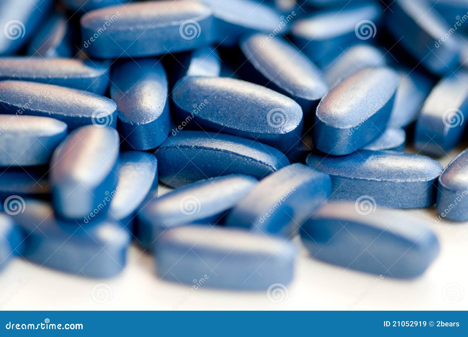 Medizin. Tabletten stockbild. Bild von kapseln, blau - 21052919