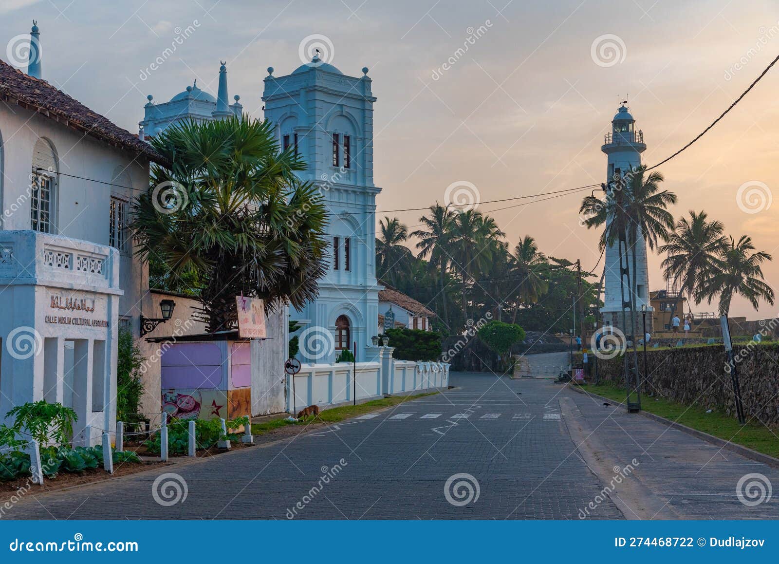 Meeran Mosque and Galle Lighthouse in Sri Lanka Editorial Photography ...