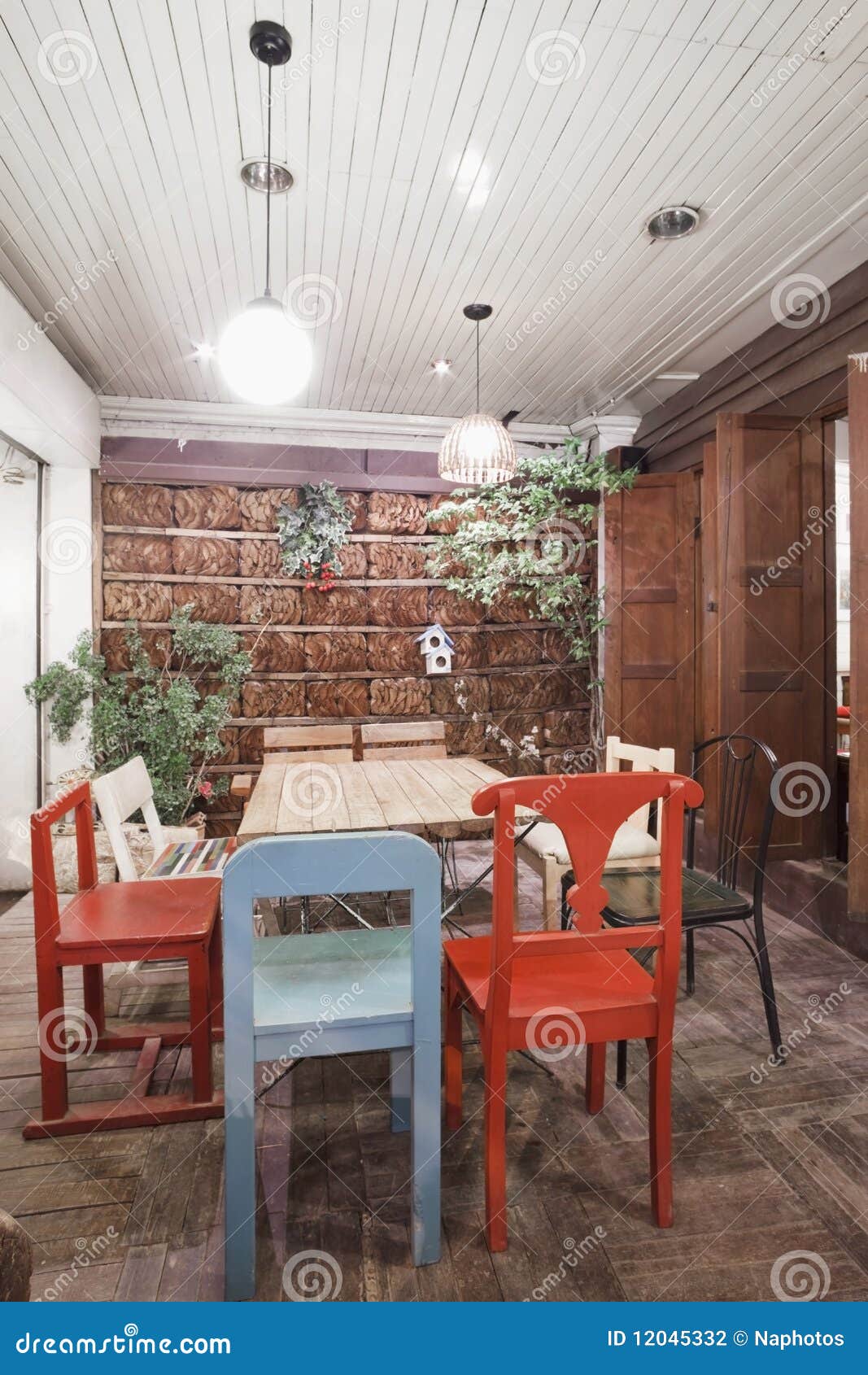 Meeting at coffee shop stock photo. Image of habitat - 12045332